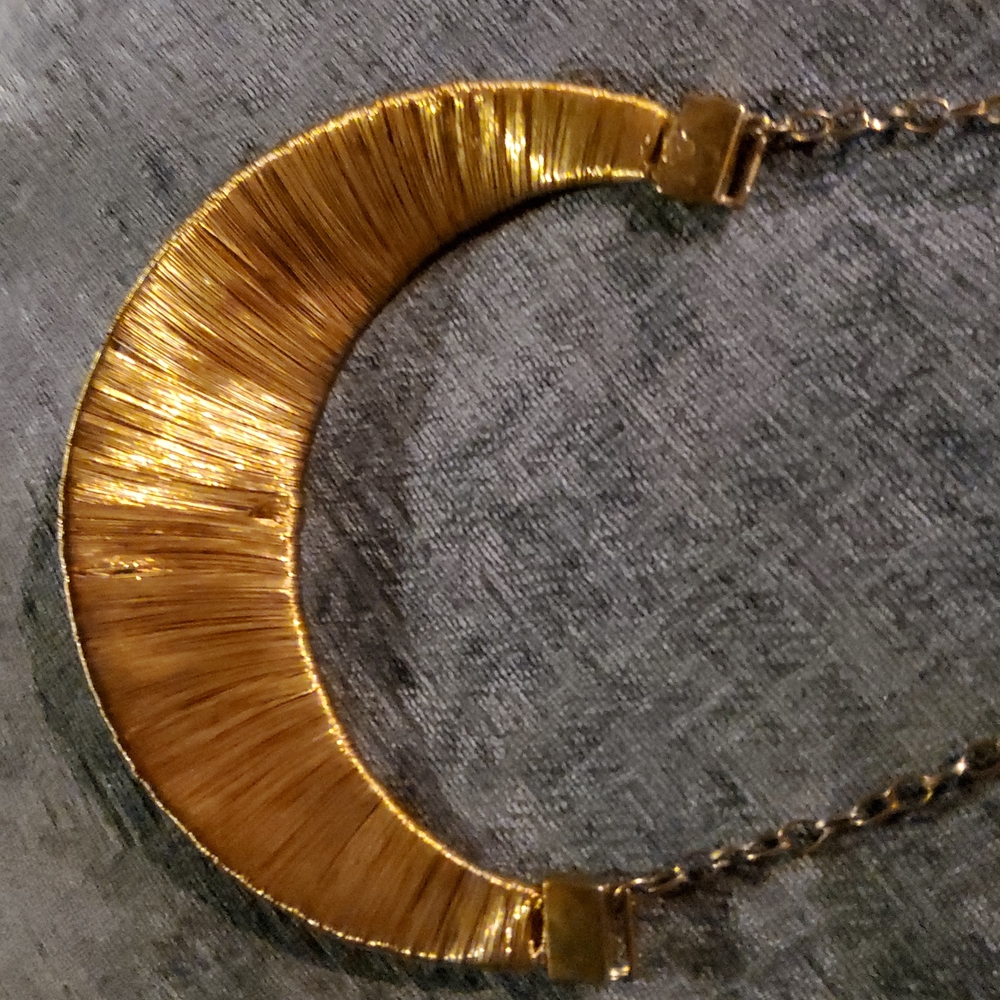 1980s Modernist Napier Style Gold Wire Collar Necklace - Gem